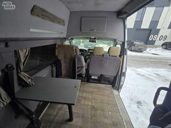 Volkswagen Transporter 2010 in Vilnius, with an engine capacity of 2.50 L and mileage of 390 thousand km for 5450 €, photo 10 on AUTOMOTO.COM.LV
