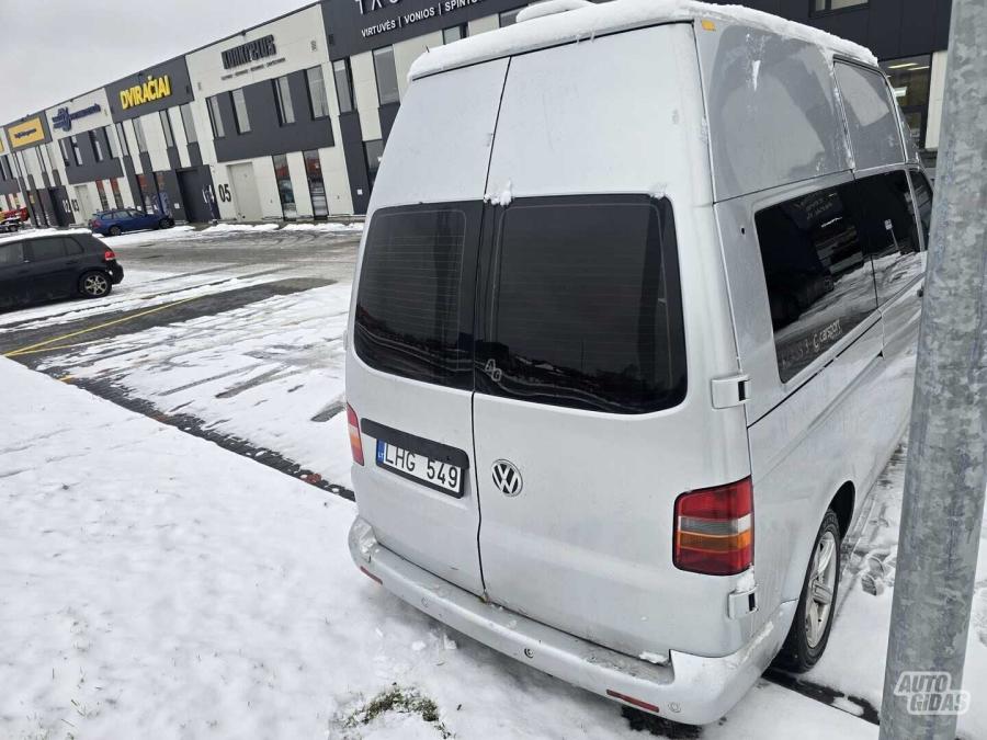 Volkswagen Transporter 2010 Viļņa, ar dzinēja tilpumu 2.50 L un nobraukumu 390 tūkst. km par 5450 €, foto 11 vietnē AUTOMOTO.COM.LV