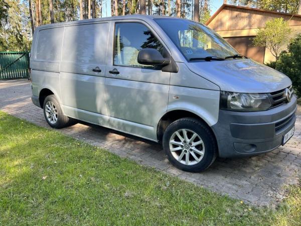 Volkswagen Transporter 2011 Rīga, ar dzinēja tilpumu 2.00 L un nobraukumu 274 tūkst. km par 1600 €, foto 3 vietnē AUTOMOTO.COM.LV
