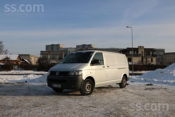 Volkswagen Transporter 2012 in Riga, with an engine capacity of 2.00 L and mileage of 305 thousand km for 7595 €, photo 2 on AUTOMOTO.COM.LV