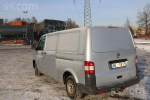 Volkswagen Transporter 2012 Rīga, ar dzinēja tilpumu 2.00 L un nobraukumu 305 tūkst. km par 7595 €, foto 4 vietnē AUTOMOTO.COM.LV