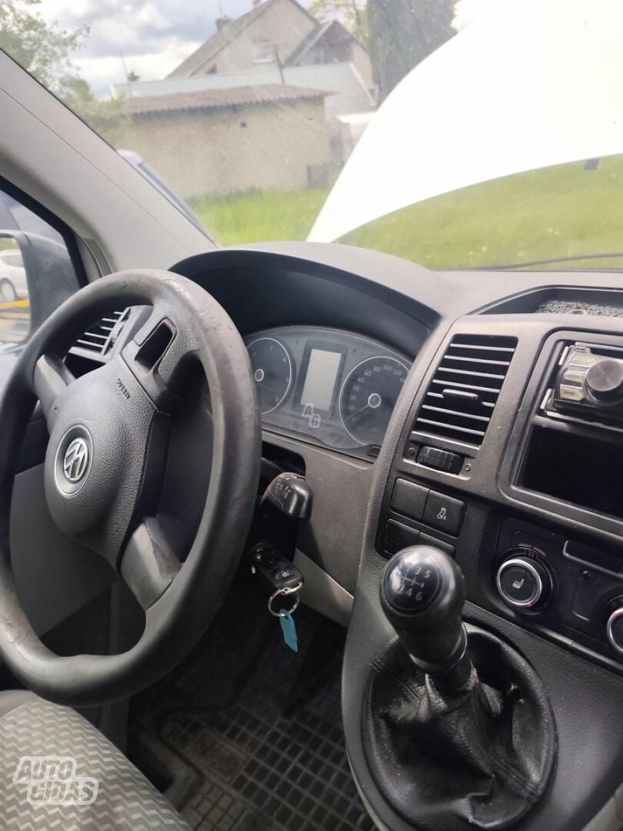 Volkswagen Transporter 2012 in Kaunas, with an engine capacity of 2.00 L and mileage of 470 thousand km for 2700 €, photo 8 on AUTOMOTO.COM.LV