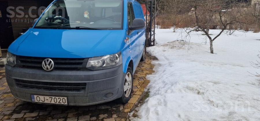 Volkswagen Transporter 2012 Rīga, ar dzinēja tilpumu 2.00 L un nobraukumu 320 tūkst. km par 10500 €, foto 3 vietnē AUTOMOTO.COM.LV