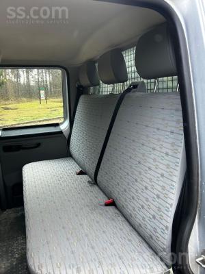 Volkswagen Transporter 2013 Preiļi, ar dzinēja tilpumu 2.00 L un nobraukumu 288 tūkst. km par 7900 €, foto 8 vietnē AUTOMOTO.COM.LV