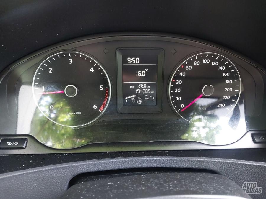 Volkswagen Transporter 2014 Marijampole, ar dzinēja tilpumu 2.00 L un nobraukumu 195 tūkst. km par 9999 €, foto 20 vietnē AUTOMOTO.COM.LV