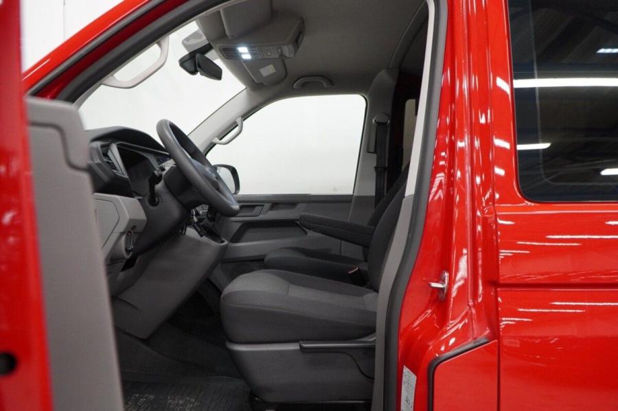 Volkswagen Transporter 2021 Tallina, ar dzinēja tilpumu 2.00 L un nobraukumu 44 tūkst. km par 25900 €, foto 7 vietnē AUTOMOTO.COM.LV