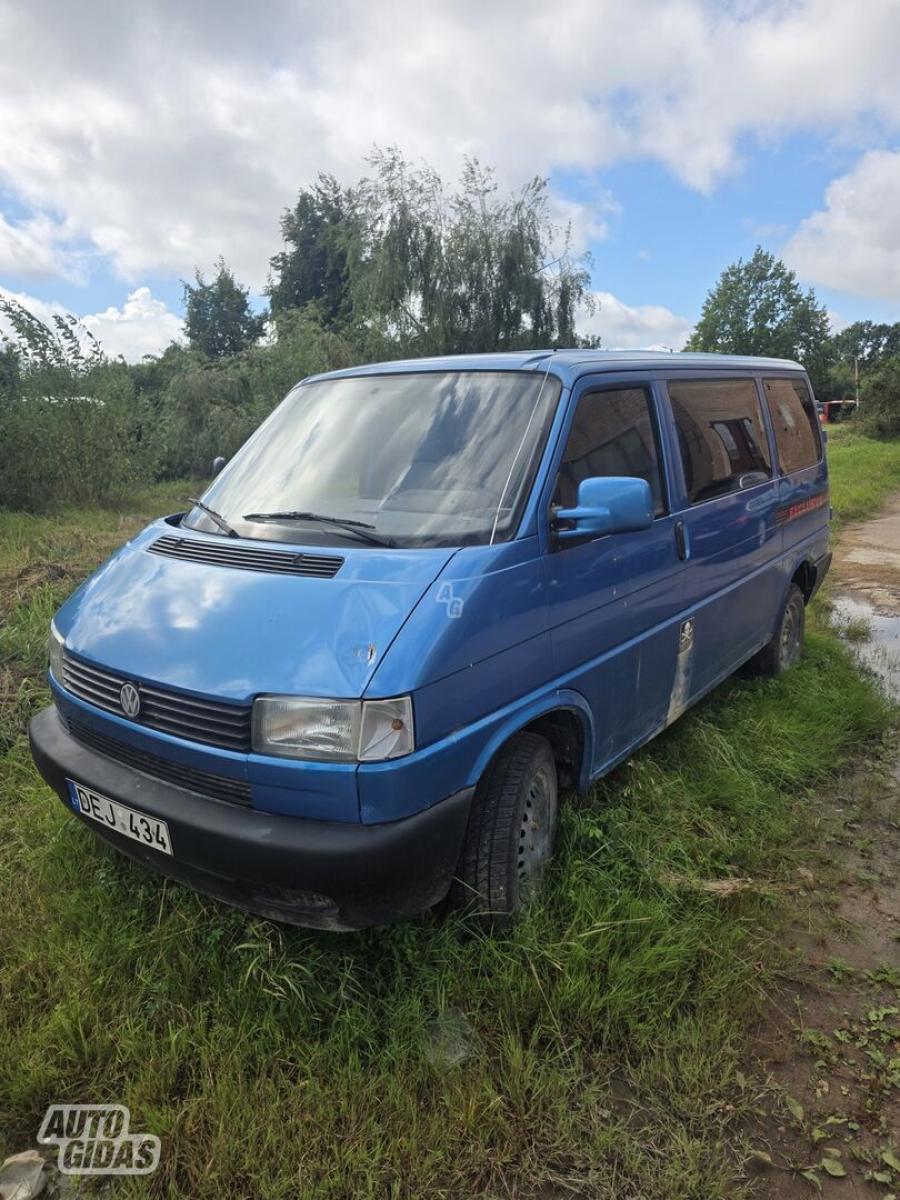 Volkswagen Transporter 1991 in Kaunas, with an engine capacity of 2.40 L and mileage of 450 thousand km for 750 €, photo 1 on AUTOMOTO.COM.LV