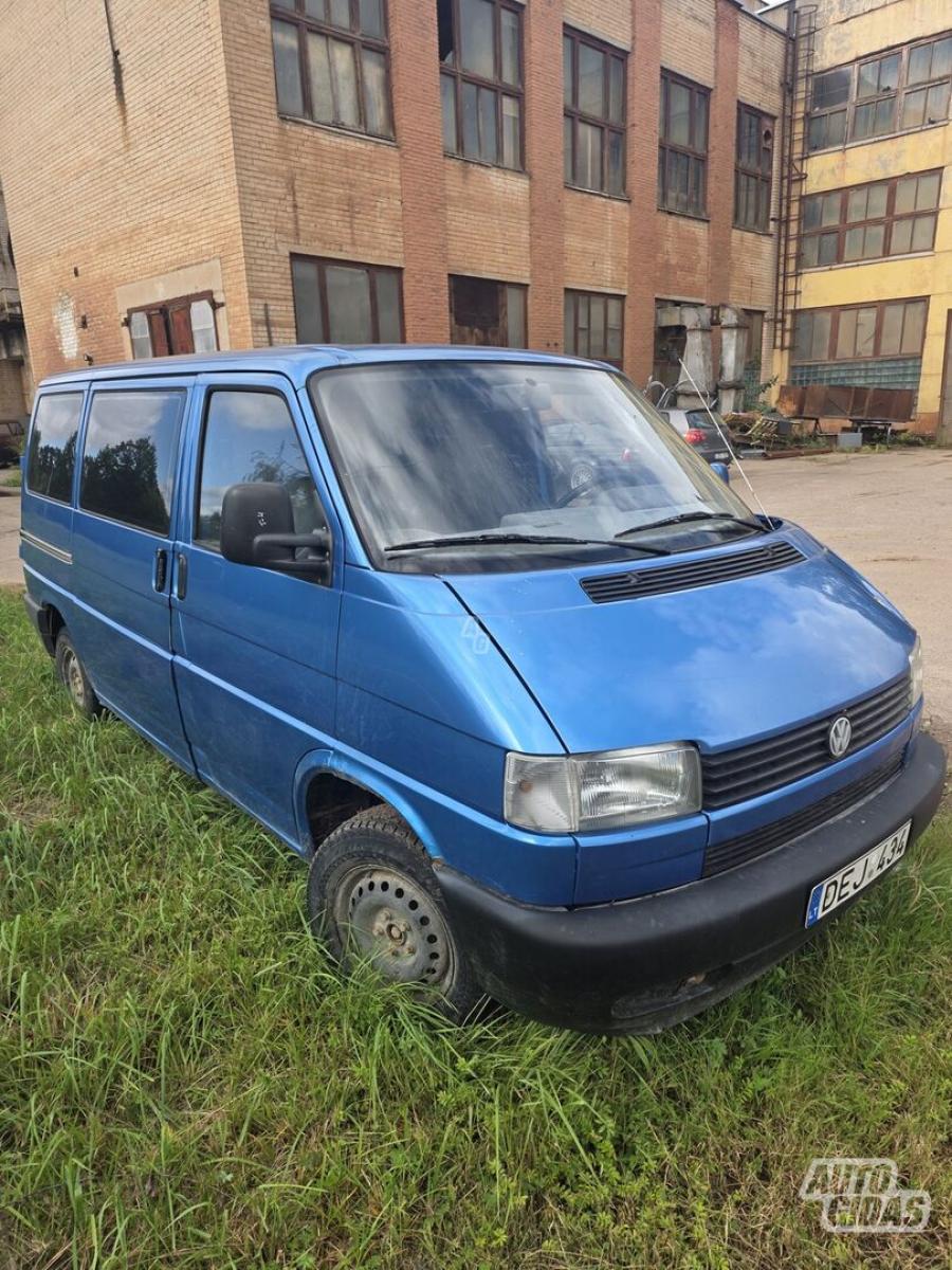 Volkswagen Transporter 1991 in Kaunas, with an engine capacity of 2.40 L and mileage of 450 thousand km for 750 €, photo 4 on AUTOMOTO.COM.LV