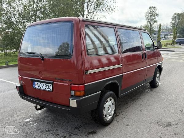 Volkswagen Transporter 1993 in Vilnius, with an engine capacity of 2.40 L and mileage of 320 thousand km for 1950 €, photo 5 on AUTOMOTO.COM.LV