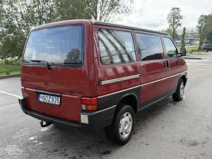 Volkswagen Transporter 1993 in Vilnius, with an engine capacity of 2.40 L and mileage of 320 thousand km for 1950 €, photo 6 on AUTOMOTO.COM.LV