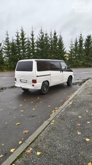 Volkswagen Transporter 1996 in Utena, with an engine capacity of 2.40 L and mileage of 383 thousand km for 3950 €, photo  on AUTOMOTO.COM.LV