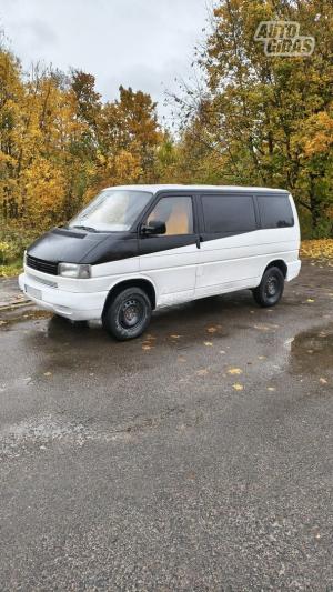 Volkswagen Transporter 1996 Utena, ar dzinēja tilpumu 2.40 L un nobraukumu 383 tūkst. km par 3950 €, foto 3 vietnē AUTOMOTO.COM.LV