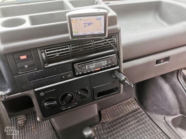 Volkswagen Transporter 1998 Ignalina, ar dzinēja tilpumu 2.40 L un nobraukumu 350 tūkst. km par 1750 €, foto 4 vietnē AUTOMOTO.COM.LV