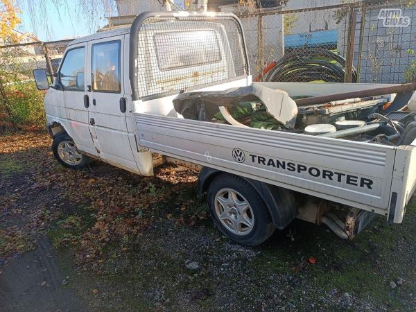 Volkswagen Transporter 2001 Raseiniai, ar dzinēja tilpumu 2.50 L un nobraukumu 300 tūkst. km par 999 €, foto 3 vietnē AUTOMOTO.COM.LV