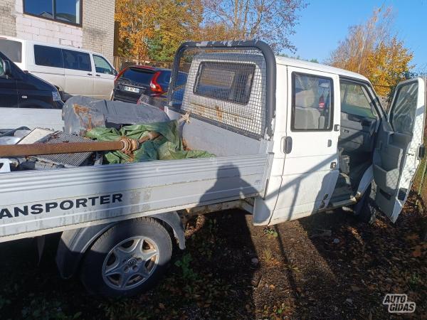 Volkswagen Transporter 2001 Raseiniai, ar dzinēja tilpumu 2.50 L un nobraukumu 300 tūkst. km par 999 €, foto 9 vietnē AUTOMOTO.COM.LV