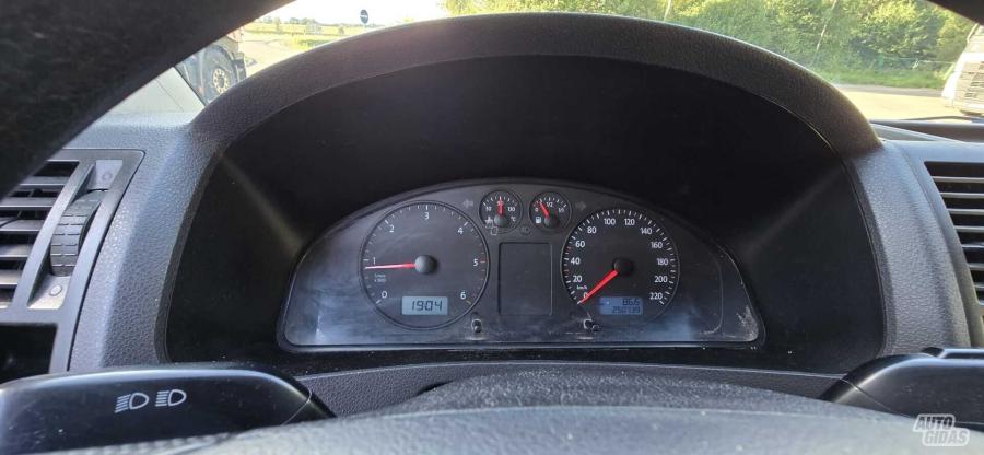 Volkswagen Transporter 2004 Radviliškis, ar dzinēja tilpumu 1.90 L un nobraukumu 251 tūkst. km par 4900 €, foto 19 vietnē AUTOMOTO.COM.LV