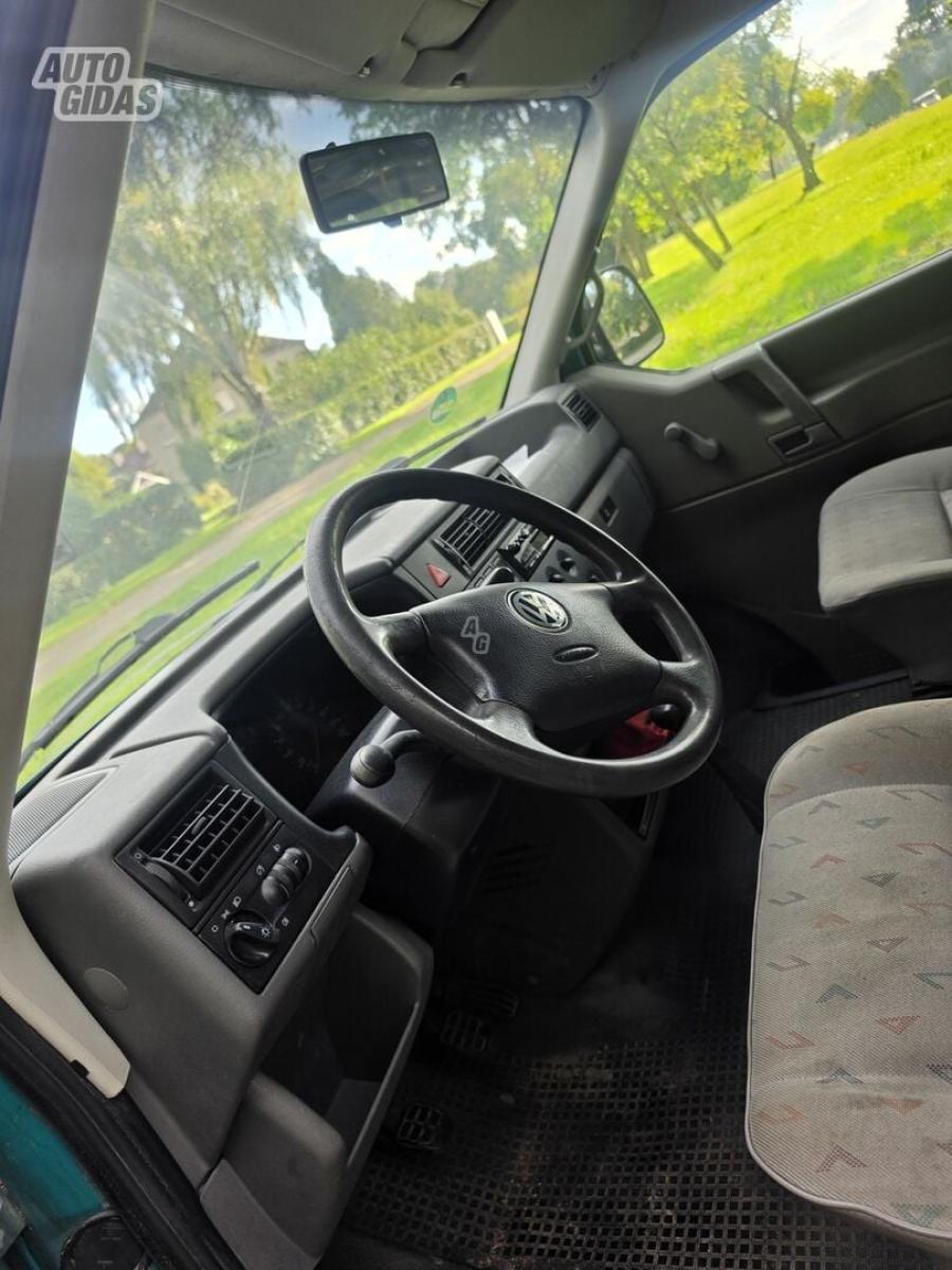 Volkswagen Transporter 2004 in Vilnius, with an engine capacity of 2.50 L and mileage of 363 thousand km for 4950 €, photo 13 on AUTOMOTO.COM.LV