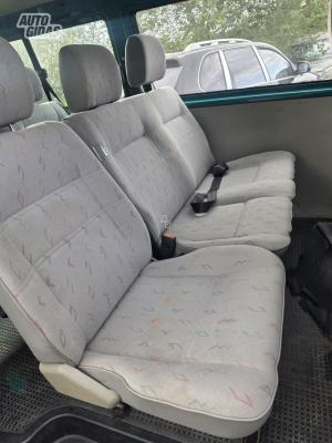 Volkswagen Transporter 2004 in Vilnius, with an engine capacity of 2.50 L and mileage of 363 thousand km for 4950 €, photo 27 on AUTOMOTO.COM.LV