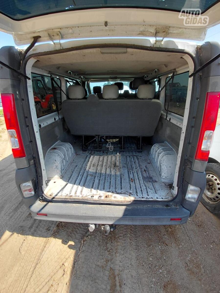 Volkswagen Transporter 2006 Alīta, ar dzinēja tilpumu 1.90 L un nobraukumu 300 tūkst. km par 950 €, foto 20 vietnē AUTOMOTO.COM.LV