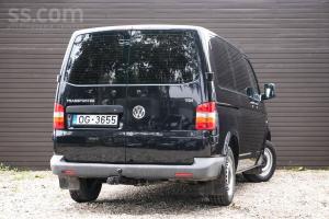 Volkswagen Transporter 2008 in Riga, with an engine capacity of 2.50 L and mileage of 300 thousand km for 8990 €, photo 4 on AUTOMOTO.COM.LV