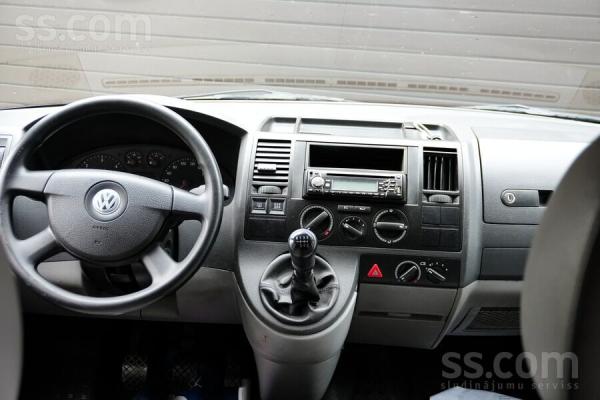 Volkswagen Transporter 2008 in Riga, with an engine capacity of 2.50 L and mileage of 300 thousand km for 8990 €, photo 5 on AUTOMOTO.COM.LV