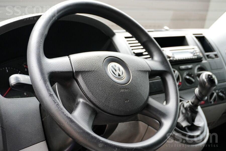 Volkswagen Transporter 2008 in Riga, with an engine capacity of 2.50 L and mileage of 300 thousand km for 8990 €, photo 7 on AUTOMOTO.COM.LV