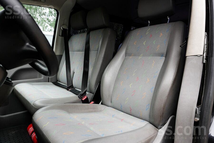 Volkswagen Transporter 2008 in Riga, with an engine capacity of 2.50 L and mileage of 300 thousand km for 8990 €, photo 9 on AUTOMOTO.COM.LV
