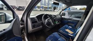 Volkswagen Transporter 2010 in Vilnius, with an engine capacity of 2.00 L and mileage of 333 thousand km for 7000 €, photo 4 on AUTOMOTO.COM.LV
