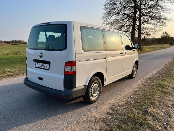 Volkswagen Transporter 2010 Kauņa, ar dzinēja tilpumu 2.00 L un nobraukumu 317 tūkst. km par 7000 €, foto 3 vietnē AUTOMOTO.COM.LV