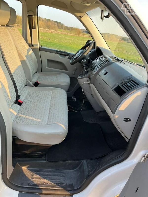 Volkswagen Transporter 2010 Kauņa, ar dzinēja tilpumu 2.00 L un nobraukumu 317 tūkst. km par 7000 €, foto 8 vietnē AUTOMOTO.COM.LV