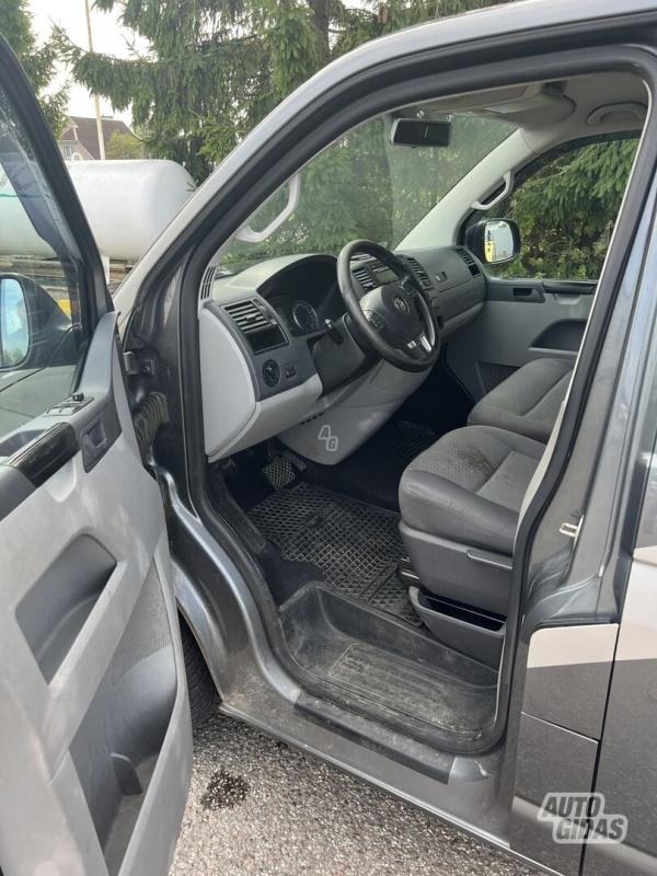 Volkswagen Transporter 2010 Šakiai, ar dzinēja tilpumu 2.00 L un nobraukumu 412 tūkst. km par 6000 €, foto 6 vietnē AUTOMOTO.COM.LV