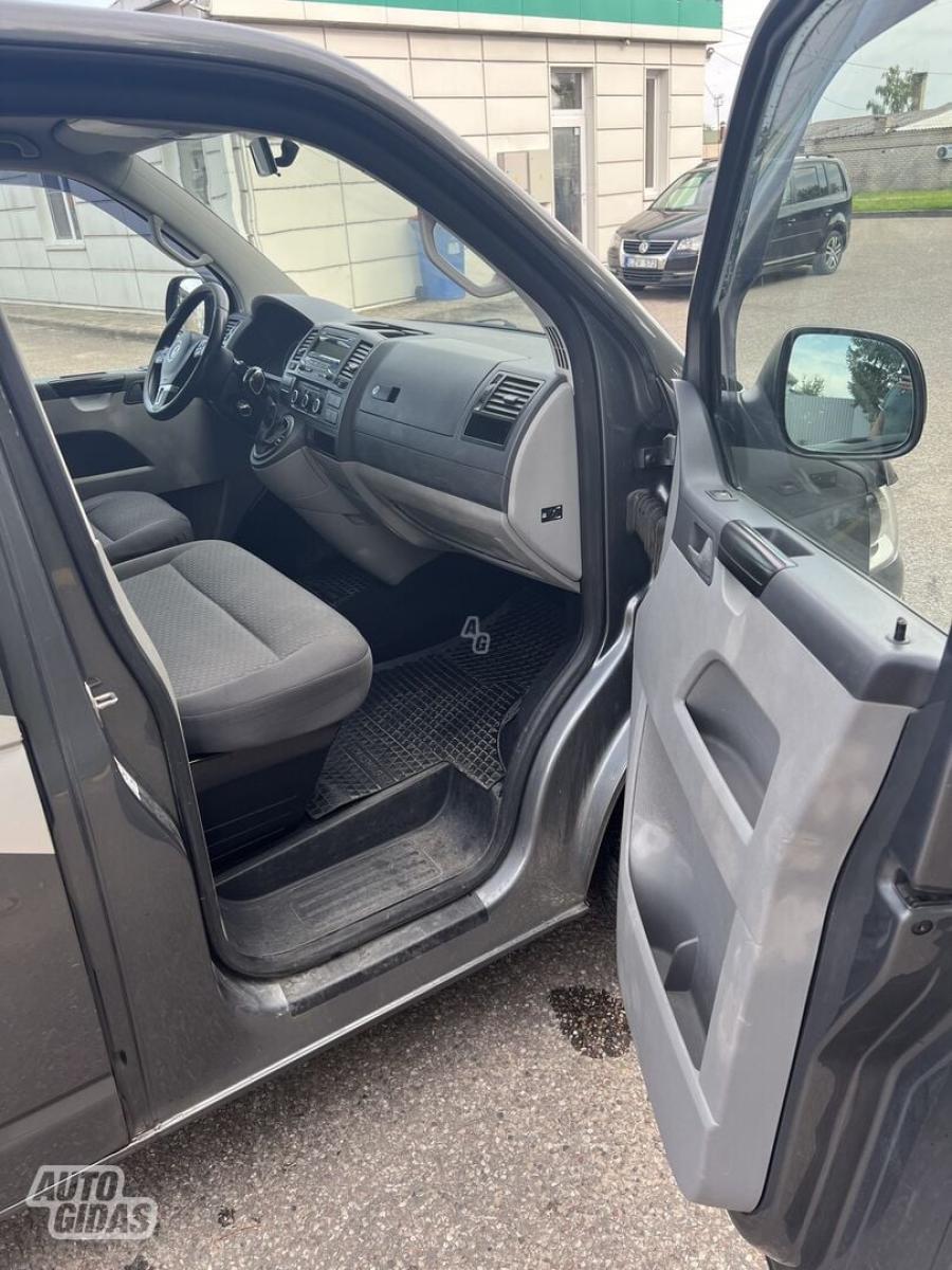 Volkswagen Transporter 2010 Šakiai, ar dzinēja tilpumu 2.00 L un nobraukumu 412 tūkst. km par 6000 €, foto 8 vietnē AUTOMOTO.COM.LV