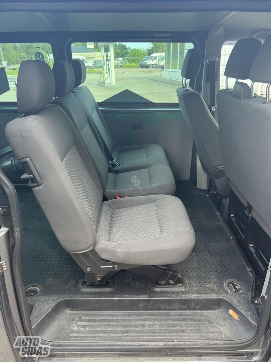 Volkswagen Transporter 2010 Šakiai, ar dzinēja tilpumu 2.00 L un nobraukumu 412 tūkst. km par 6000 €, foto 9 vietnē AUTOMOTO.COM.LV