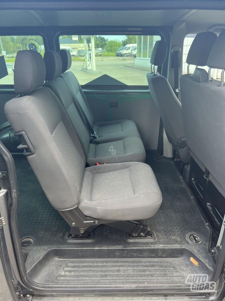 Volkswagen Transporter 2010 Šakiai, ar dzinēja tilpumu 2.00 L un nobraukumu 412 tūkst. km par 5500 €, foto 9 vietnē AUTOMOTO.COM.LV