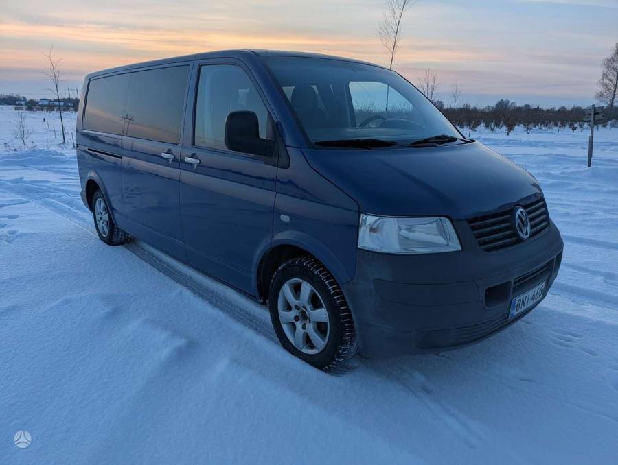 Volkswagen Transporter 2011 in Pasvalys, with an engine capacity of 2.50 L and mileage of 541 thousand km for 4999 €, photo 5 on AUTOMOTO.COM.LV