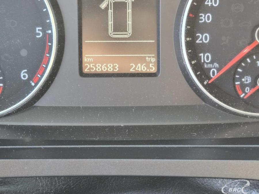 Volkswagen Transporter 2018 Viļņa, ar dzinēja tilpumu 1.97 L un nobraukumu 257 tūkst. km par 16000 €, foto 6 vietnē AUTOMOTO.COM.LV