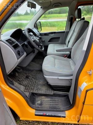 Orange Volkswagen Transporter 2007 in Cesis, with an engine capacity of 2.50 L and mileage of 243 thousand km for 8954 €, photo 13 on AUTOMOTO.COM.LV