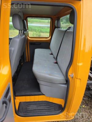 Orange Volkswagen Transporter 2007 in Cesis, with an engine capacity of 2.50 L and mileage of 243 thousand km for 8954 €, photo 14 on AUTOMOTO.COM.LV