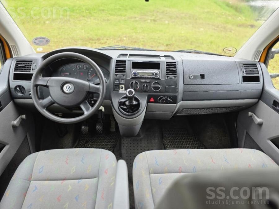 Orange Volkswagen Transporter 2007 in Cesis, with an engine capacity of 2.50 L and mileage of 243 thousand km for 8954 €, photo 18 on AUTOMOTO.COM.LV