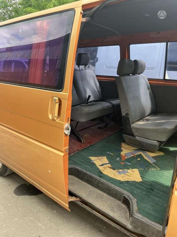 Oranžs Volkswagen Transporter 1996 Mažeikiai, ar dzinēja tilpumu 2.50 L un nobraukumu 460 tūkst. km par 1400 €, foto 7 vietnē AUTOMOTO.COM.LV
