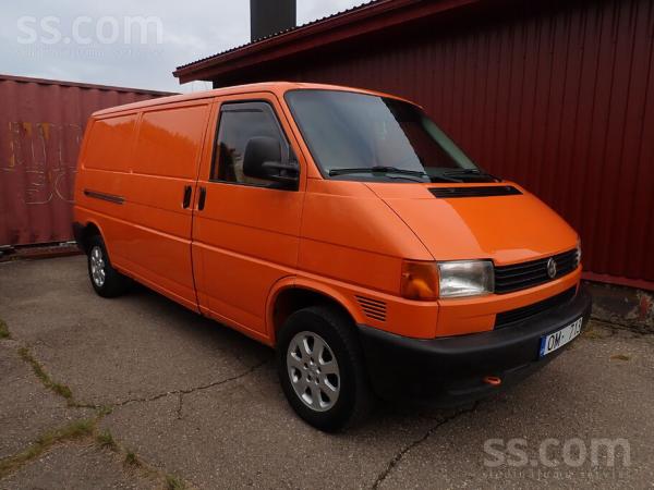 Volkswagen Transporter 1998 in Liepaja on AUTOMOTO.COM.LV Orange Volkswagen Transporter 1998 in Liepaja, with an engine capacity of 2.50 L and mileage of 433 thousand km for 4950 €, photo 1 on AUTOMOTO.COM.LV