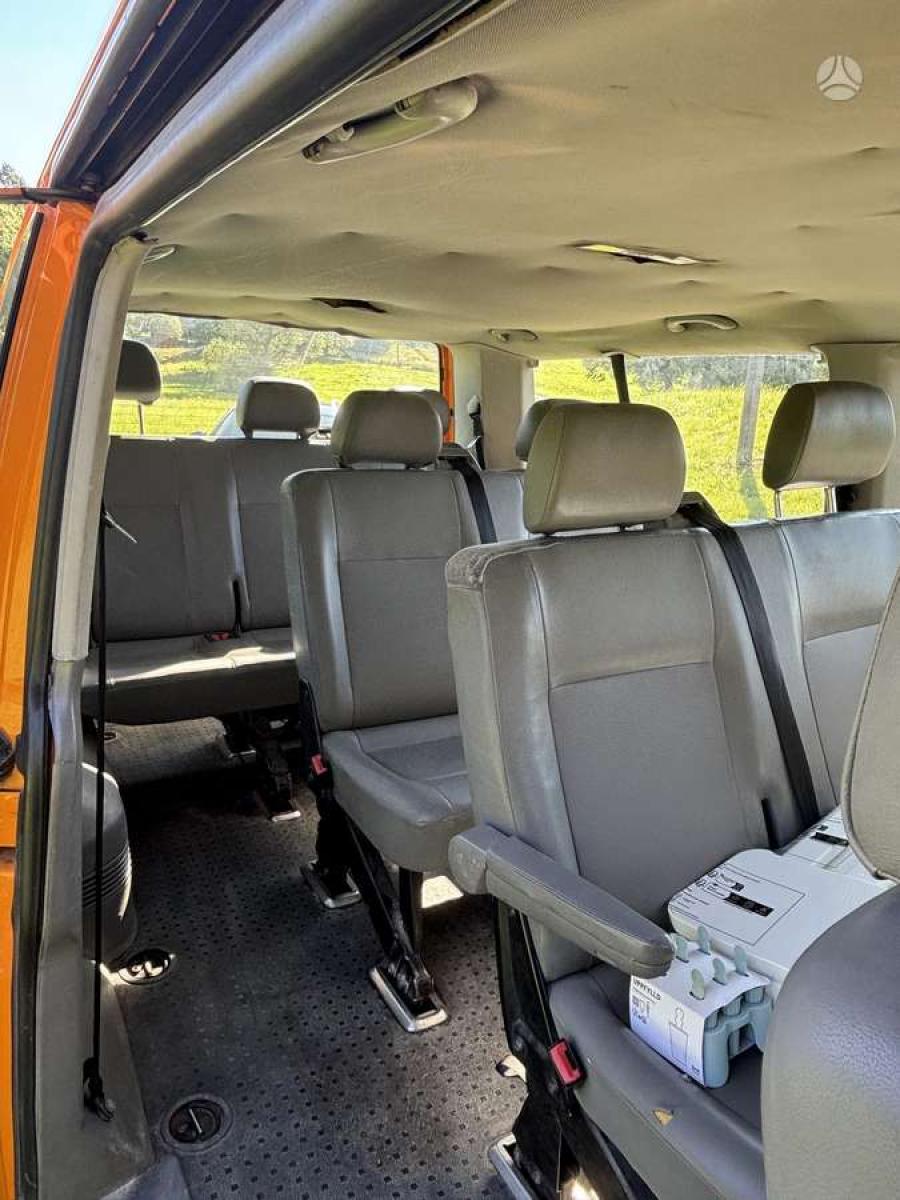 Orange Volkswagen Transporter 2005 in Ariogala, with an engine capacity of 1.90 L and mileage of 382 thousand km for 4300 €, photo 9 on AUTOMOTO.COM.LV