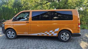 Orange Volkswagen Transporter 2011 in Kaisiadorys, with an engine capacity of 2.00 L and mileage of 280 thousand km for 9000 €, photo 6 on AUTOMOTO.COM.LV