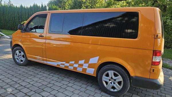 Oranžs Volkswagen Transporter 2011 Kaišiadorys, ar dzinēja tilpumu 2.00 L un nobraukumu 280 tūkst. km par 9000 €, foto 8 vietnē AUTOMOTO.COM.LV
