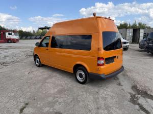 Orange Volkswagen Transporter 2011 in Kelme, with an engine capacity of 2.00 L and mileage of 310 thousand km for 10800 €, photo 4 on AUTOMOTO.COM.LV