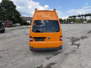 Orange Volkswagen Transporter 2011 in Kelme, with an engine capacity of 2.00 L and mileage of 310 thousand km for 10800 €, photo 5 on AUTOMOTO.COM.LV