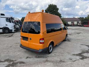 Orange Volkswagen Transporter 2011 in Kelme, with an engine capacity of 2.00 L and mileage of 310 thousand km for 10800 €, photo 6 on AUTOMOTO.COM.LV