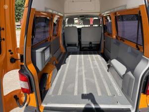 Orange Volkswagen Transporter 2011 in Kelme, with an engine capacity of 2.00 L and mileage of 310 thousand km for 10800 €, photo 14 on AUTOMOTO.COM.LV