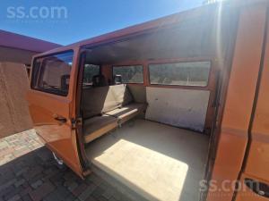 Oranžs Volkswagen Transporter 1986 Rīga, ar dzinēja tilpumu 1.60 L un nobraukumu 85 tūkst. km par 3490 €, foto 7 vietnē AUTOMOTO.COM.LV