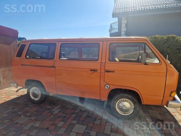 Oranžs Volkswagen Transporter 1986 Rīga, ar dzinēja tilpumu 1.60 L un nobraukumu 85 tūkst. km par 3490 €, foto 3 vietnē AUTOMOTO.COM.LV